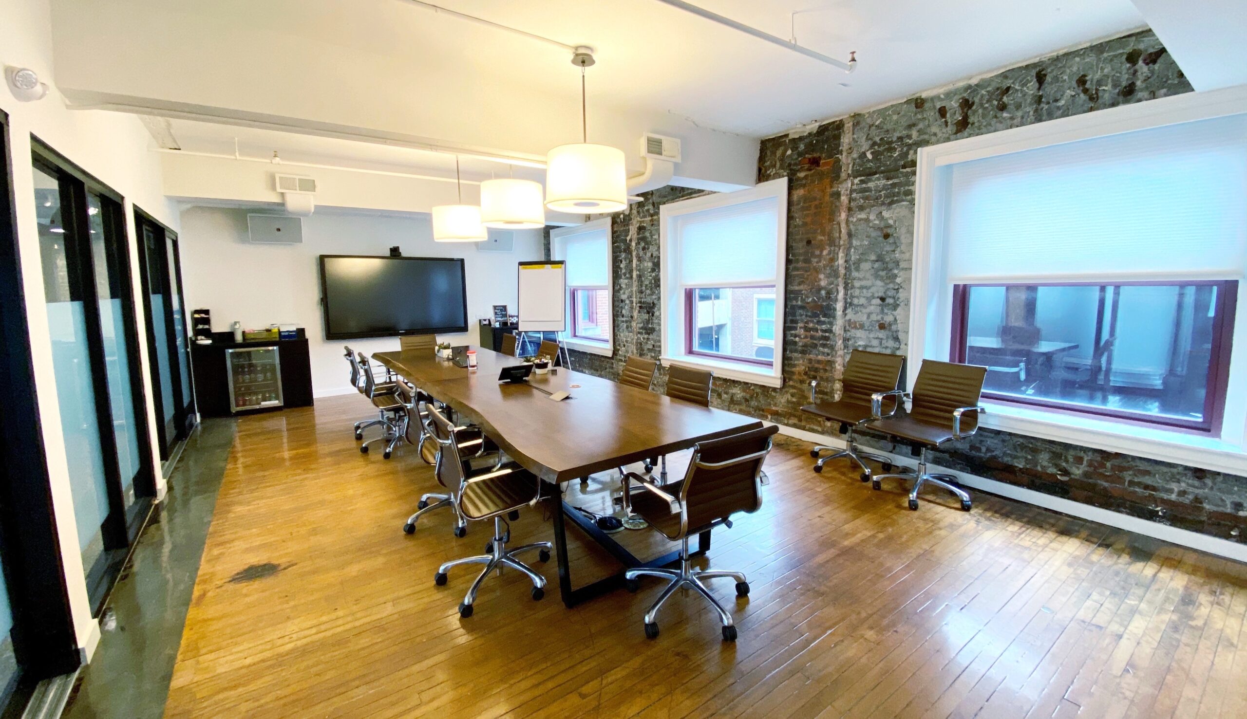 Align.Space Membership Options Suit Solopreneurs To Small Businesses ...